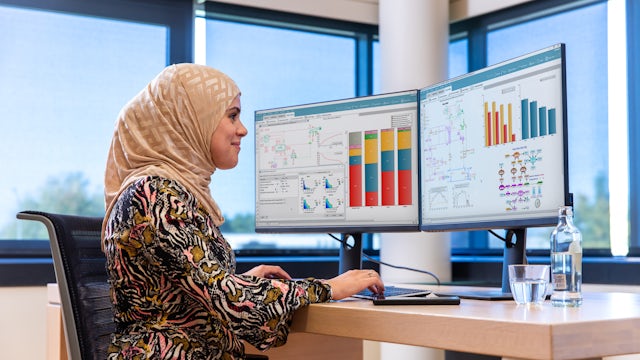 Vehicle electrification simulation | Siemens Software