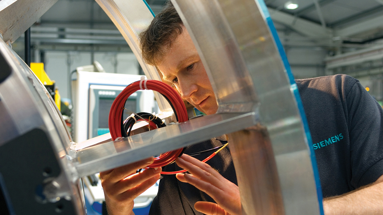 Improving capacity planning with digital factory software