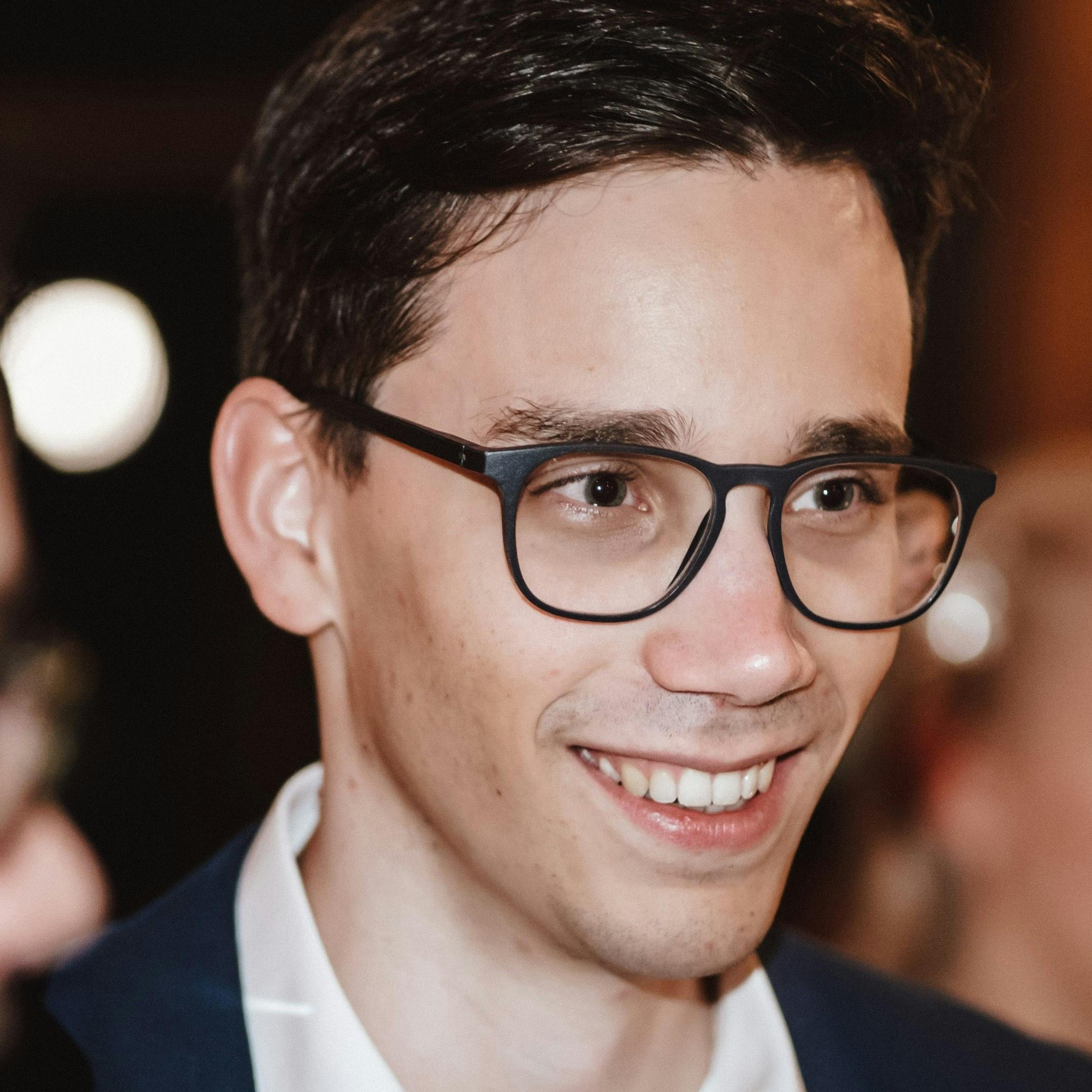 AI in product development | Boost decisions & speed with Mendix ...