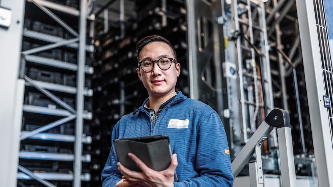 Smart inventory management for manufacturing